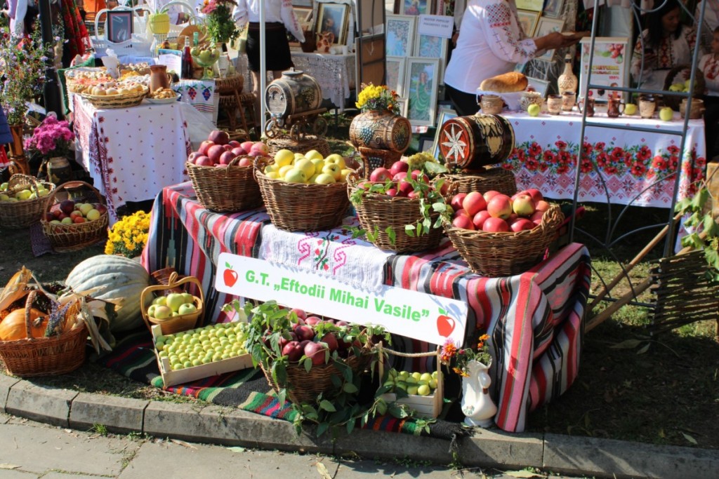 Festivalul Național al Mărului 2025 – Sărbătoare de toamnă la Cetatea ...