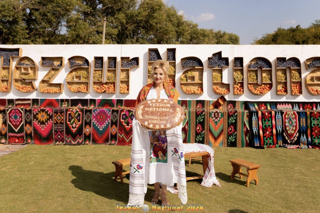 Festivalul Tezaur Național 2025 – două zile de tradiție, culoare și ...